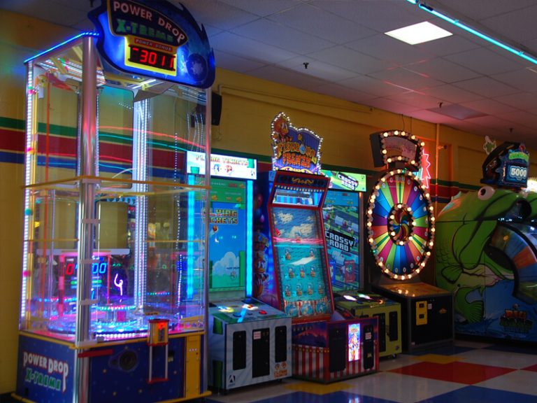 Arcade – Adventureland Amusement Park Long Island New York